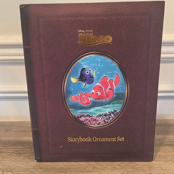 Disney | Holiday | Vintage 20 Disney Pixar Finding Nemo Storybook ...